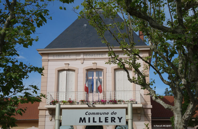 mairie millery - Maisons Elytis Lyon Ouest - Constructeur de maisons à Lyon